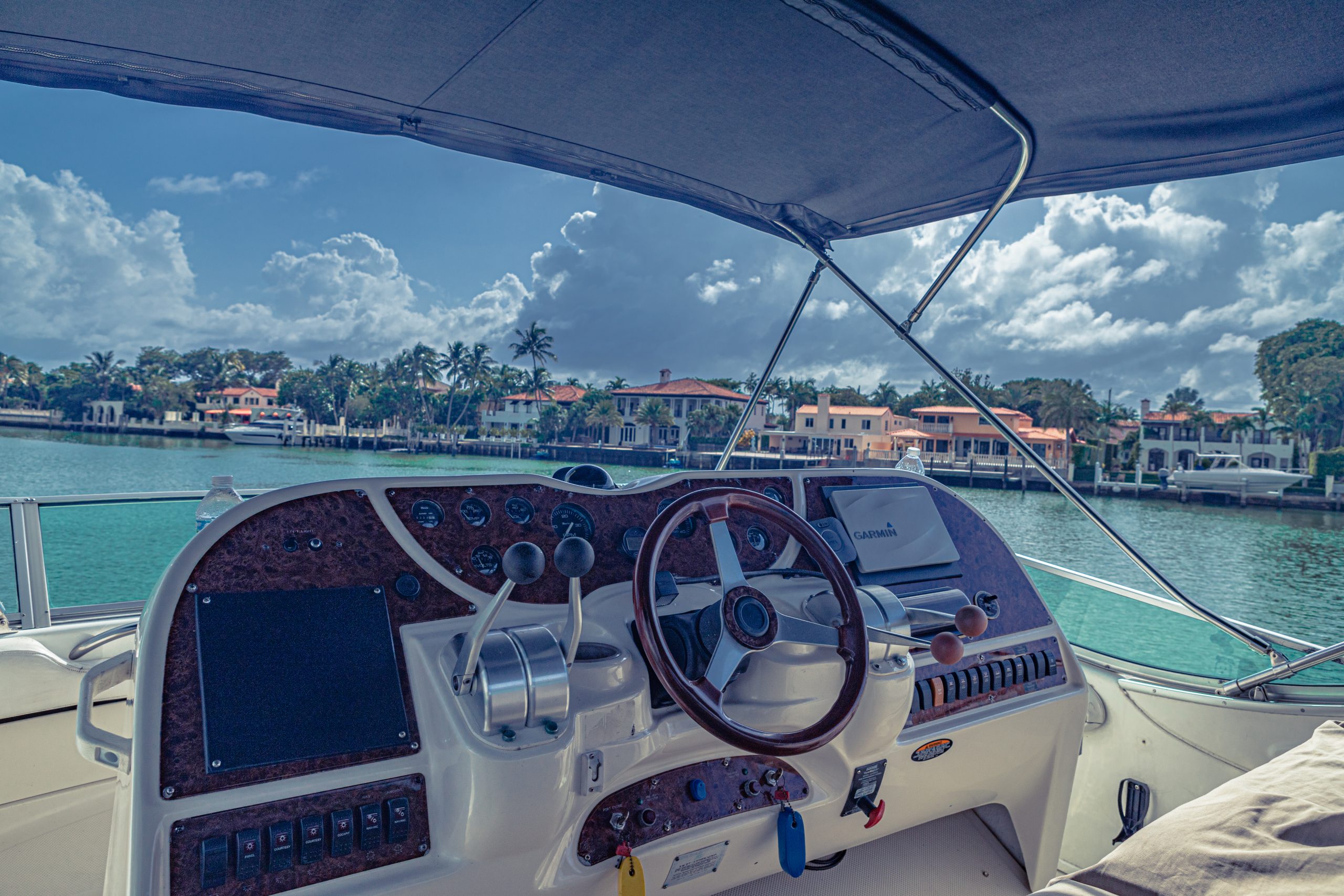 44' Maxum Flybridge - Boat & Yacht Rentals near Bay Harbor | Premier ...