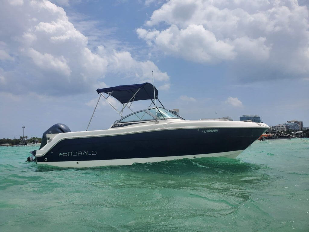 23' Robalo - Boat & Yacht Rentals near Bay Harbor | Premier Boat Rentals